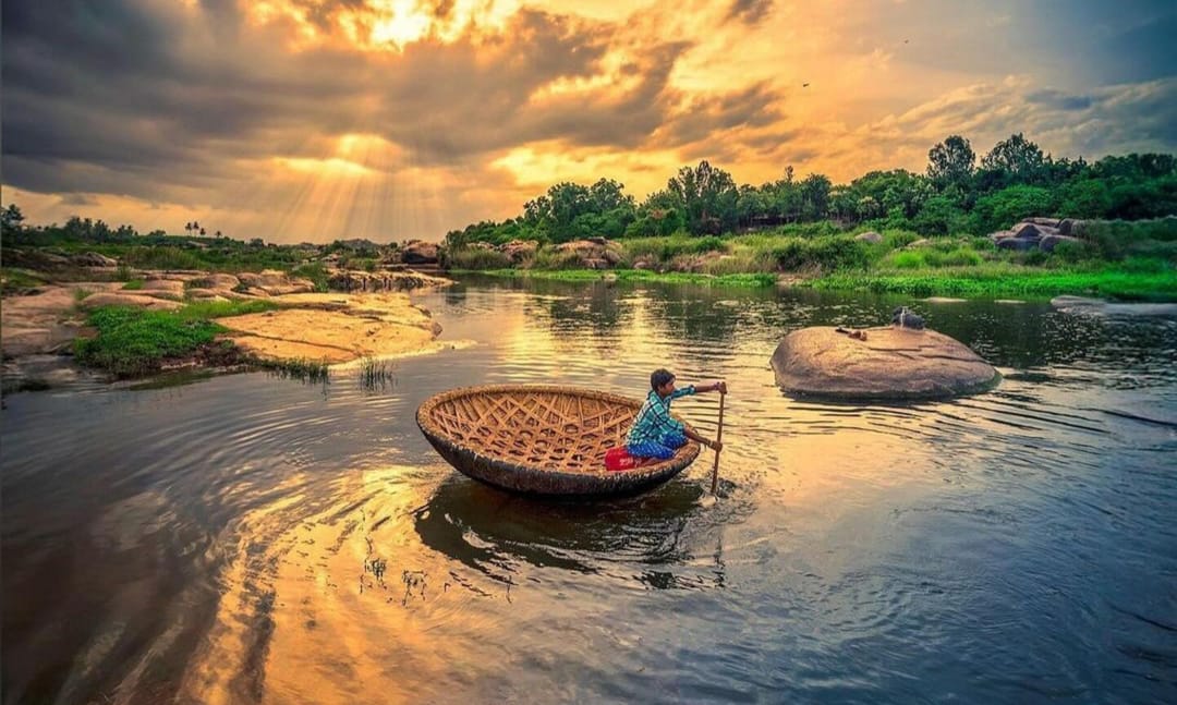 Hampi Gokarna Honnavar Murudeshwar Tour Package